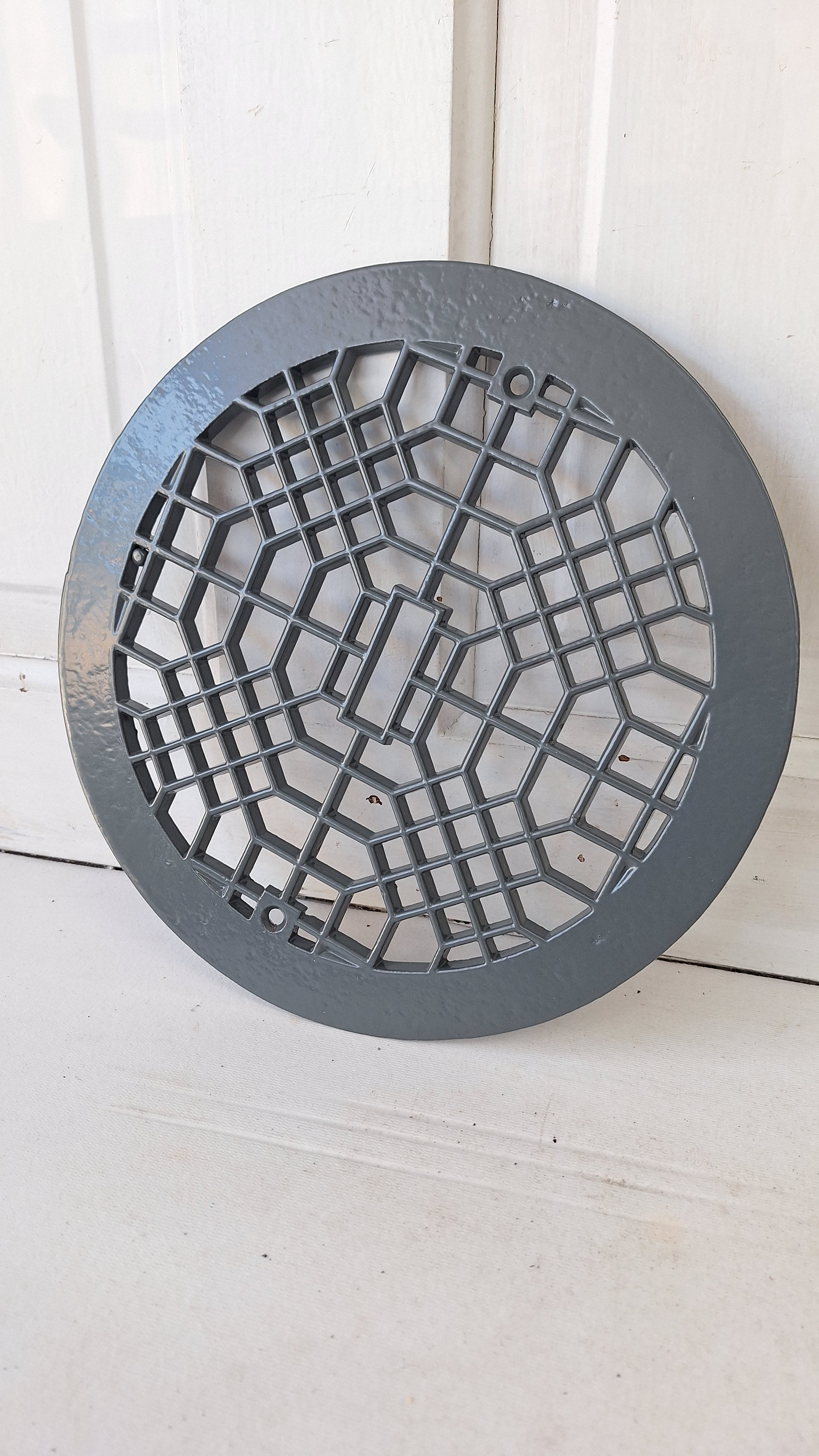 11" Round Antique Vent Cover, Circle Cast Iron Register Grate – Peoria ...